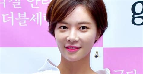 남편 외도 상대로 애먼 사람 오해…황정음 사과문 올려