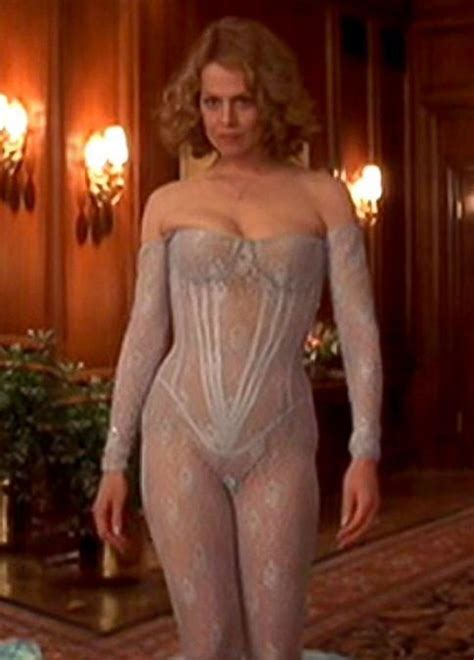 Pin By Deckingdone On Movies Sigourney Weaver Young Sigourney Weaver