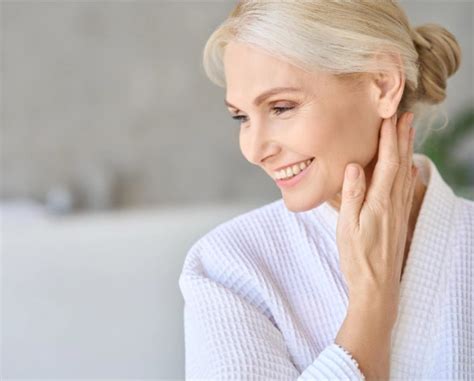 Boston Cosmetic Dentist What Is Cervical Abrasion Beacon Place Dental
