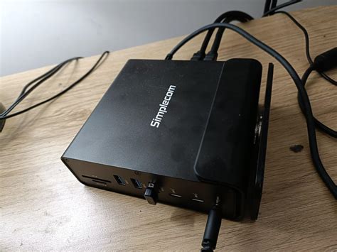 Simplecom Cht815 15 In 1 Usb C 4k Triple Display Mst Docking Station