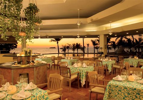 Barcelo Ixtapa All Inclusive Book Now