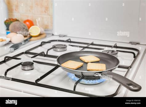 Grilling Pan Toast Burning Flame Gas Stove Stock Photo Alamy