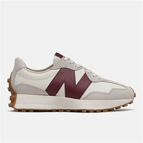 Chaussures pour femme style rétro New balance 327 | New Balance