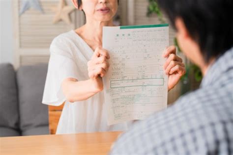 「還暦近い両親」が熟年離婚したワケにドン引き「親の財産なんて一銭もいらない」30代男性の嘆き――仰天ニュース傑作選 日刊spa