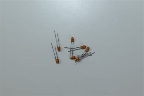 Capacitor Code And Values Tutorial45