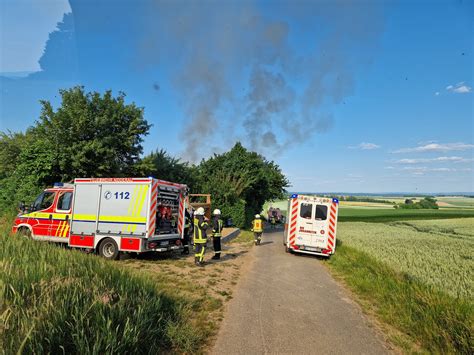 F Brennt Bauwagen Feuerwehr Nidderau