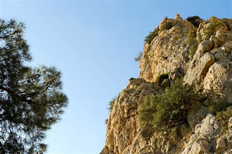 안달루시아 산의 아름다운 전망 엘 초로 협곡 스페인 유명한 지역 인기있는 암벽 등반 명소 자연 산악 리조트 예약 여행 말라가에서