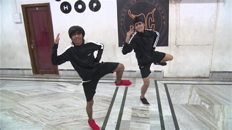 Chat Deni Maar Deli Manoj Tiwari Bhojpuri Song Dance Plus 4