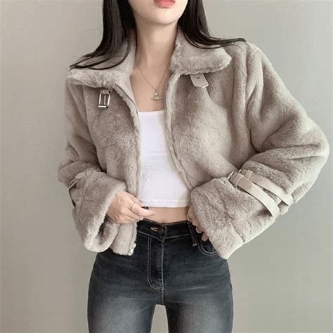 [도톰 따~뜻 여신강림] 말랑 버클 퍼 크롭 무스탕 자켓 3color 에이블리