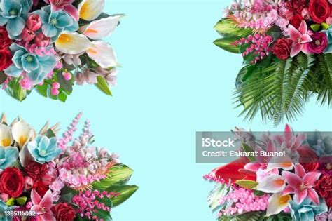 백합과 장미 잎에 고립 된 잎으로 푸른 배경 아름다운 꽃다발 봄 꽃 창조적 인 개념 배경 주제에 대한 스톡 사진 및 기타 이미지 배경 주제 예수 합성 이미지 Istock