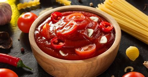 10 Best Tomato Sauce Substitutes To Try Insanely Good