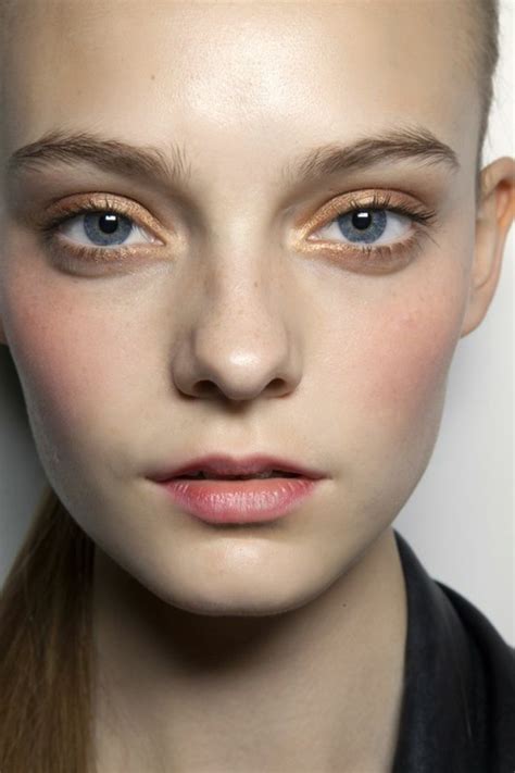 Le maquillage naturel en photos trouver la beauté dans la simplicité