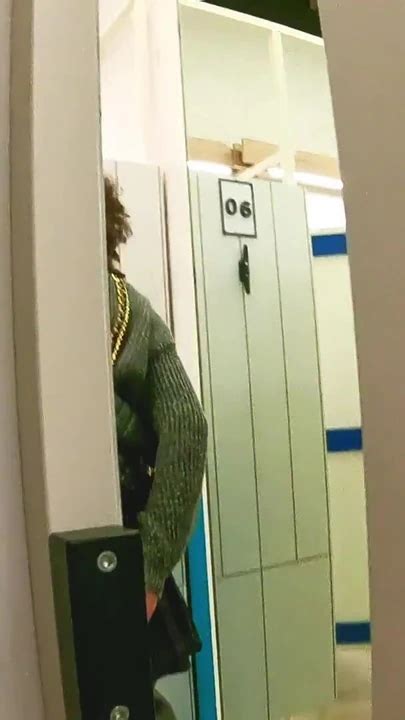 Thrilling Moment From Dressing Room Cuck Adventure I Show Myself Total