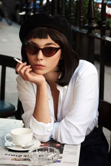 No sabes cómo usar tu boina Conoce algunos de outfits básicos con