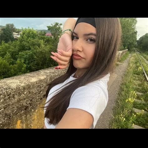 Carinaa Carina Ird • Threads Say More