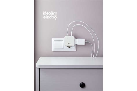 Сетевой электрический плоский поворотный тройник в розетку Idealim с