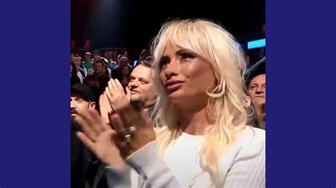 Снахата на Халваджиян Алекс Енева с лилави оттоци в „Капките“