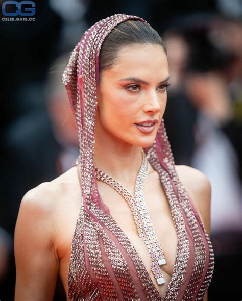 Alessandra Ambrosio Nude Pictures Onlyfans Leaks Playboy Photos Sex