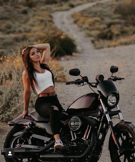 Pin By Bi Burči On ♡ Moto ♡ Motorcycle Babes Motorcycle Girl Biker