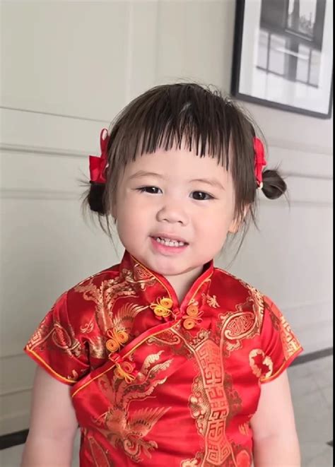 น่ารัก สดใสจริงๆเลย ใส่แบตกี่ก้อนเนี่ย แอบิเกล ลูกแม่ชม แอบิเกลลูก