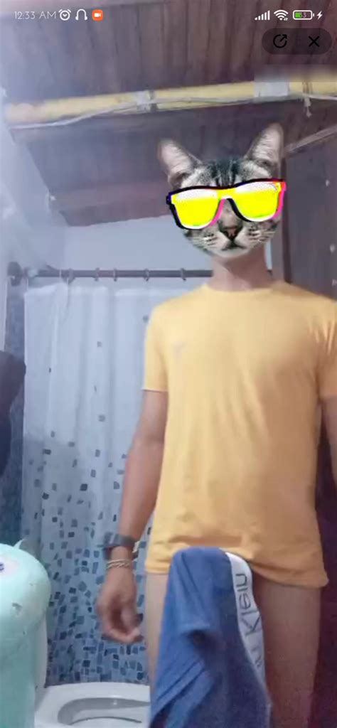 Hot Guy In Live Stream