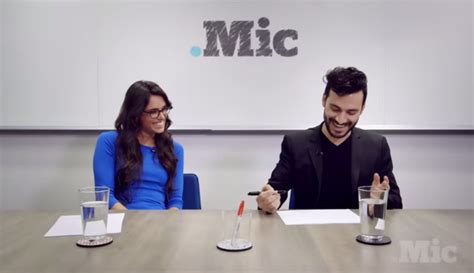 Video Mira A Estos Hombres Intentando Dibujar Las Partes íntimas