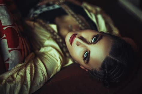 Pros And Cons Of Being Attractive Luxwisp