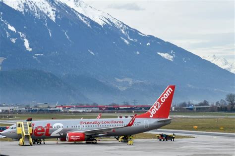 Can You Book Flights Over The Phone The Pros Cons And Tips