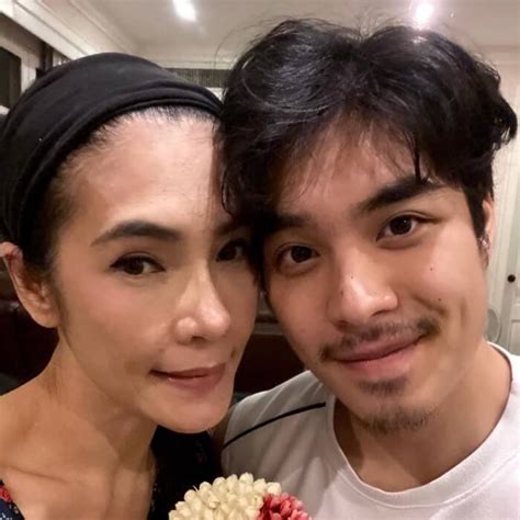 หาดูยาก ภรรยา ดู๋ สัญญา ความสวยระดับนางเอก คลิปนี้คนดู 1 ล้านกว่า