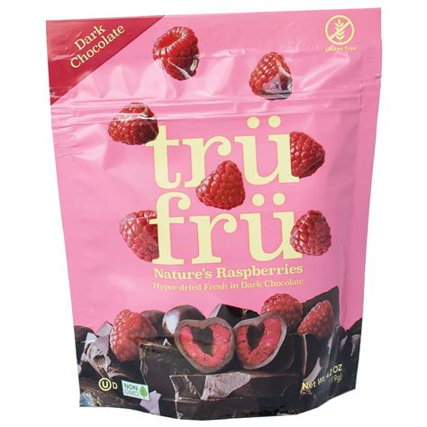 Tru Fru Hyper Dried Dark Raspberry Grab And Share Front Trufru