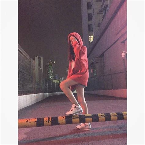 穿球鞋的女生 每日頭條