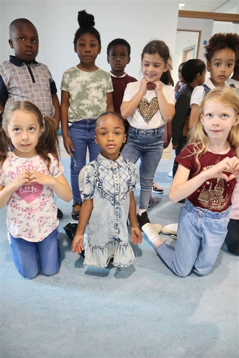 Jeans 4 Genes Genies Rotherhithe Primary School