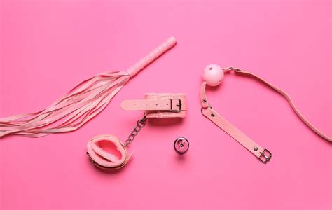 How To Hide Sex Toys Ingenious And Safe Ideas Mysteryvibe