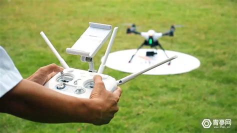 用vr＋动捕设备来遥控无人机，你试过吗？【官网】河南沃达航空科技有限公司 河南专业无人机培训机构郑州学aopa无人机驾照无人机考证100