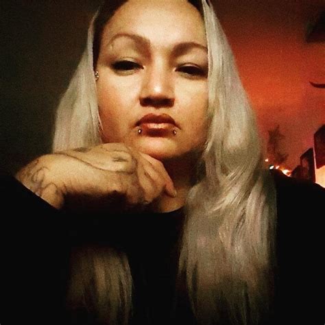 Doll E Girl Songs Events And Music Stats