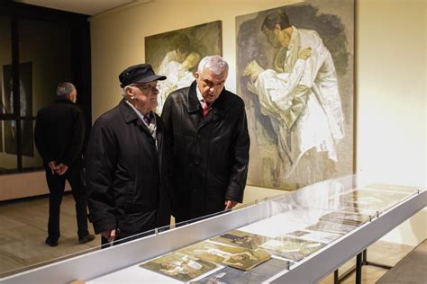 Izložba u Historijskom muzeju BiH Zagrljaji Safeta Zeca tope srca posmatrača Visit B H