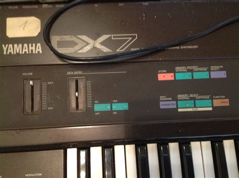 Jamaha Dx 7 Digital Programmable Algorithm Synthesizer Keyboard