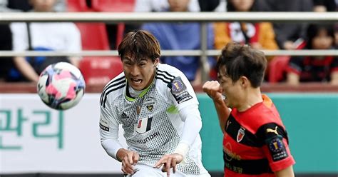 정우재 내 패스를 받아줘~ 포토