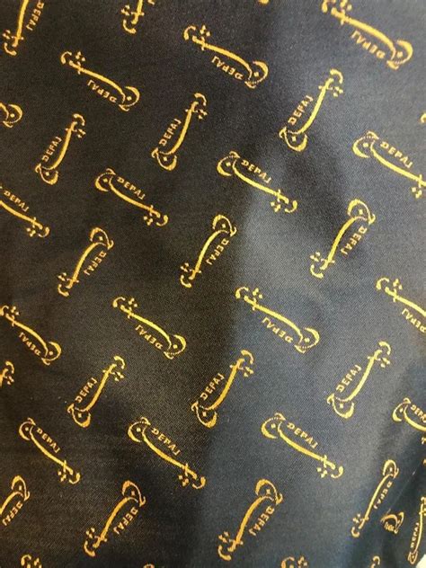 Interlining Fabric Personalisedcustomised Logo Woven Branding At Best Price In Mumbai