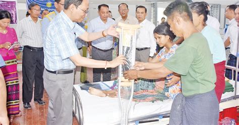 ပြည်ထောင်စုဝန်ကြီး ပါမောက္ခဒေါက်တာသက်ခိုင်ဝင်း ငလျင်ဘေးဒဏ်ကြောင့