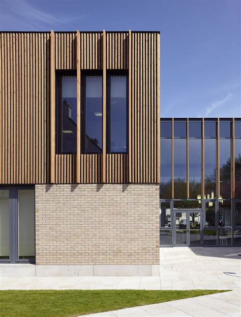 Gallery Of Thistle 3dreid 5 Wood Facade Facade Cladding Timber Cladding Exterior Cladding