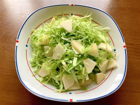りんごとキャベツのサラダ レシピ・作り方 By もく子 楽天レシピ