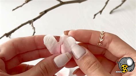 ایده ساختن شکوفه ی درخت گیلاس برای تزئین هفت سین فیلو