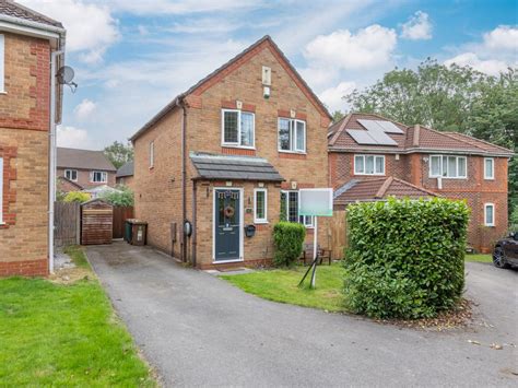 3 Bed Detached House For Sale In Haighton Drive Fulwood Pr2 Zoopla