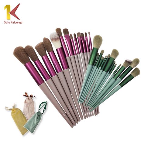 Jual Satu Keluarga Brush Make Up Set 13PCS K95 Kuas Make Up Dengan Tas