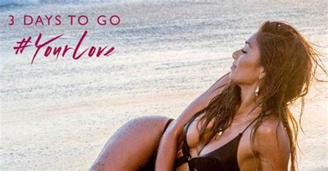 도끼 사촌누나 니콜 셰르징거 해변 위 섹시미 폭발