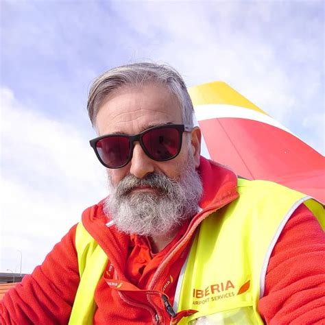 SҽႦαʂ Mαɾƚíɳҽȥ Aƈƚσɾ Sebasmartinezactor • Threads Say More