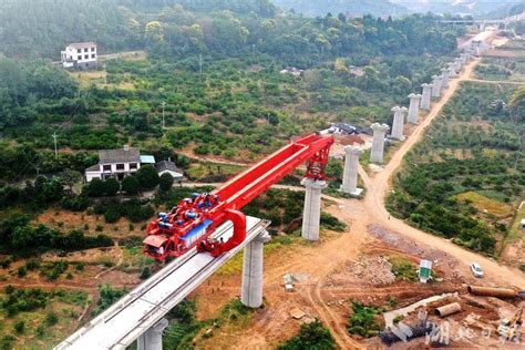 郑渝高铁宜兴联络线加紧建设 宜昌 兴山 施工