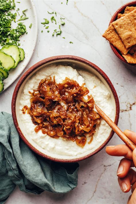 Creamy Vegan Caramelized Onion Dip Minimalist Baker Recipes