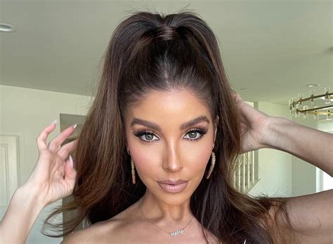 Melissa Molinaro Biography 23 Photos Age Height Real Name Instagram Account 2025